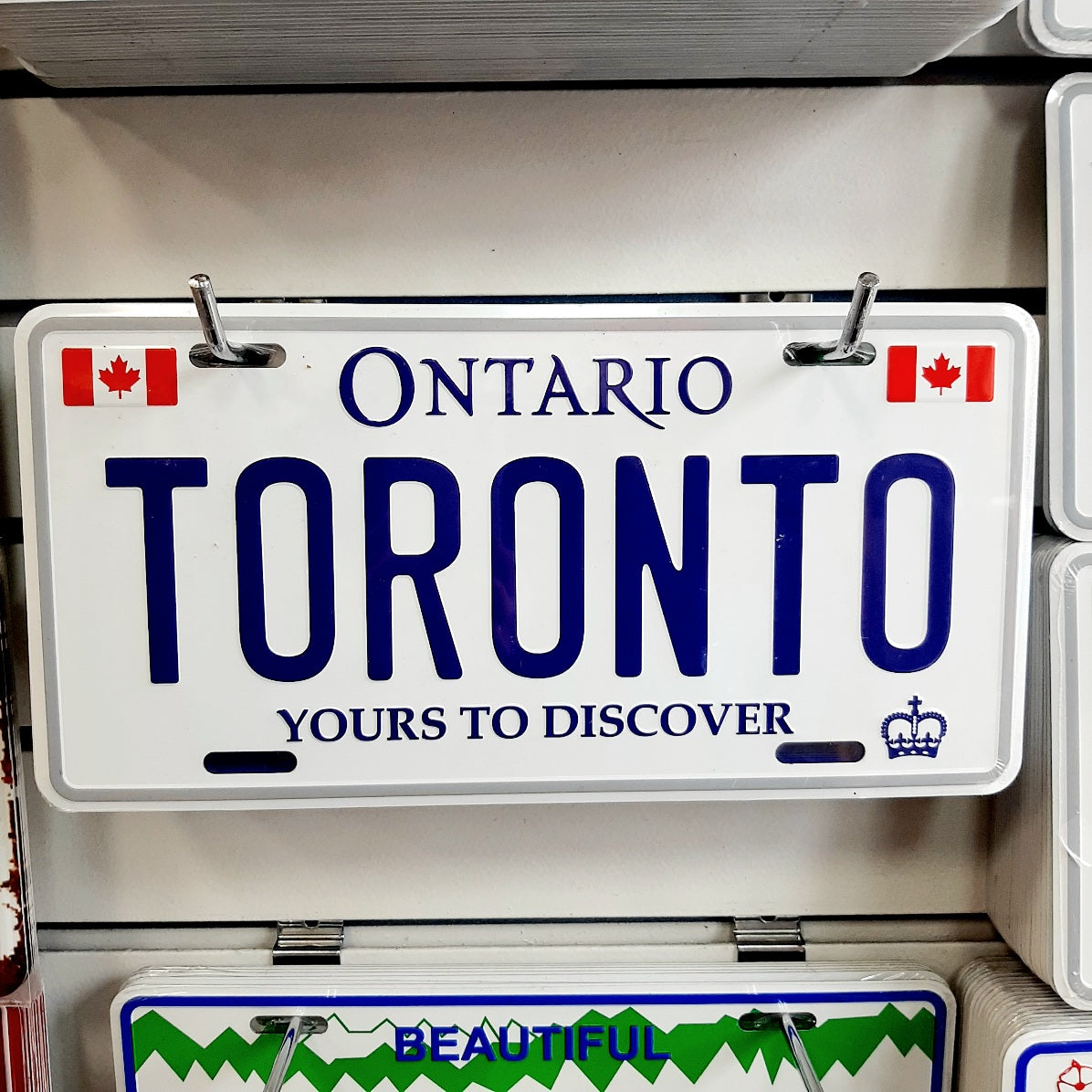 Toronto Ontario Tin License Plate – OGOPOGO GIFTLAND KELOWNA
